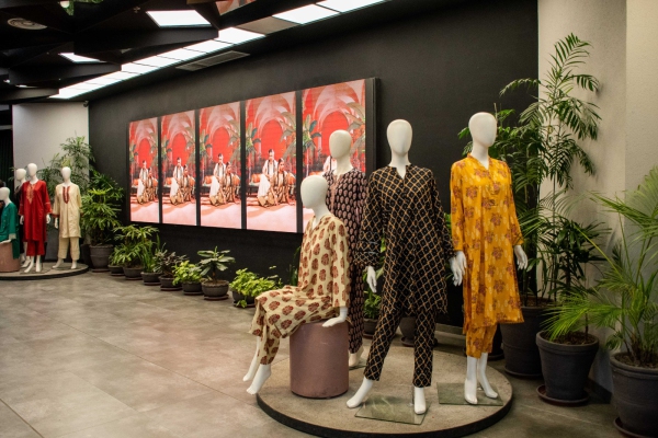 SHOP - The Centaurus Mall